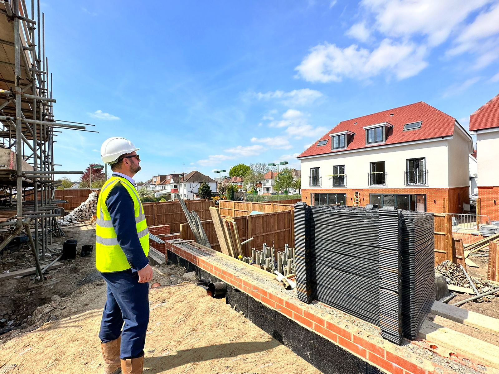 CONSTRUCTION PROGRESS - LEOS Developments